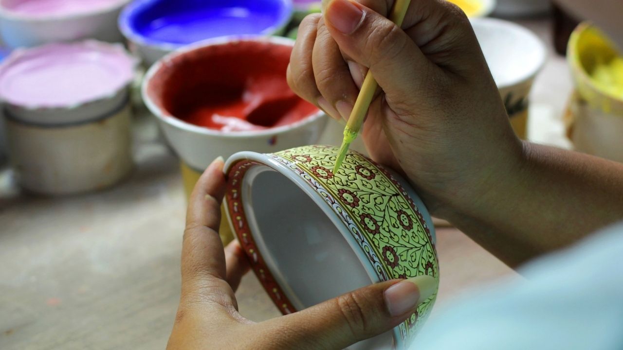 Seramik Boyama Nasıl Yapılır? Püf Noktaları